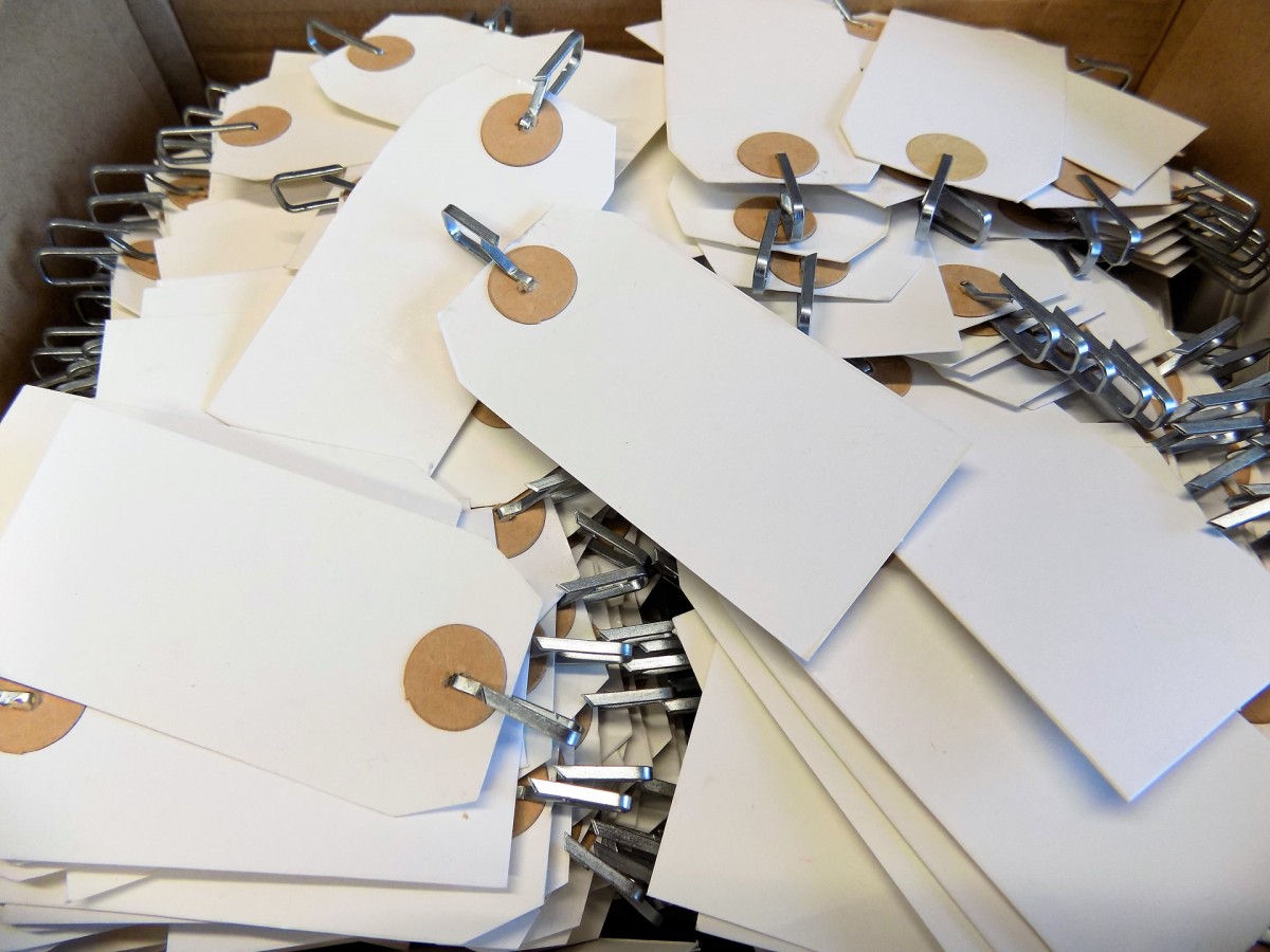 Sack Tags Buff With Metal Clip Per 1000 – Parkers Food Machinery Plus